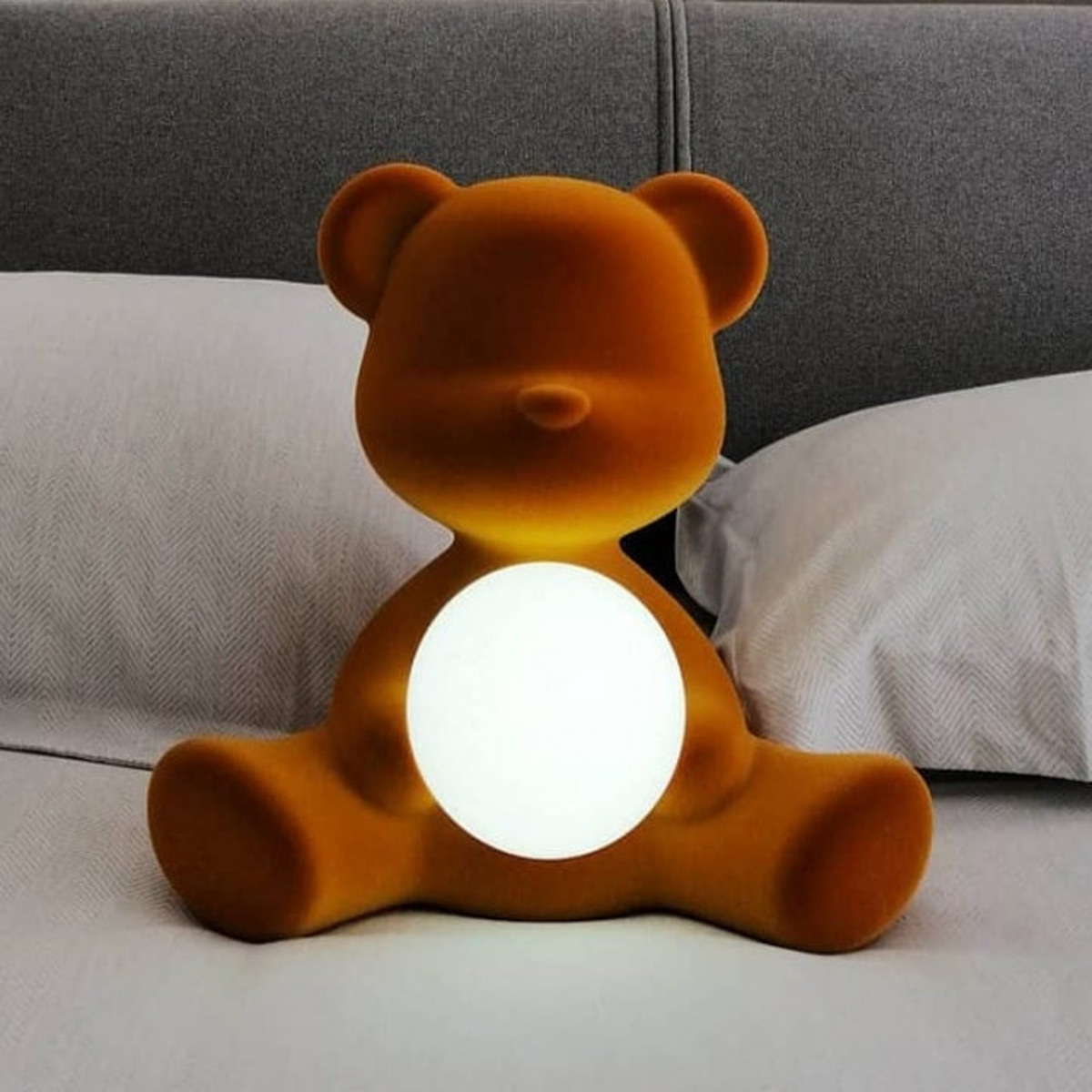 Teddy Girl Lamp Velvet Finish QEEBOO | DESIGNPERTE.IT